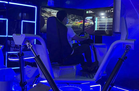 Driving Simulator 3-Screen+6-Dof Motion Machine | Owatch™